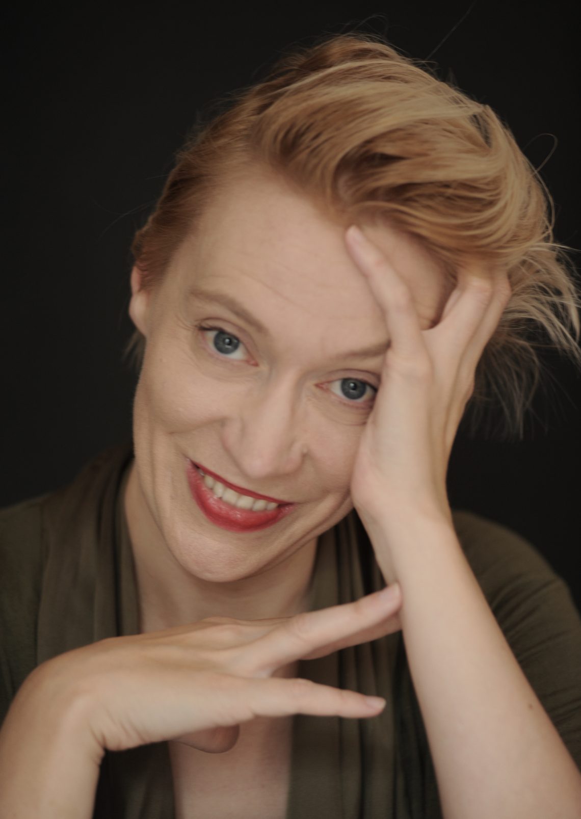 Emily Carding – The Gray Area